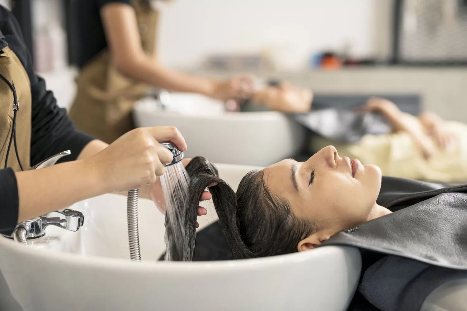 Maximizing Your Salon's Potential with CRM Technology - Salons AI